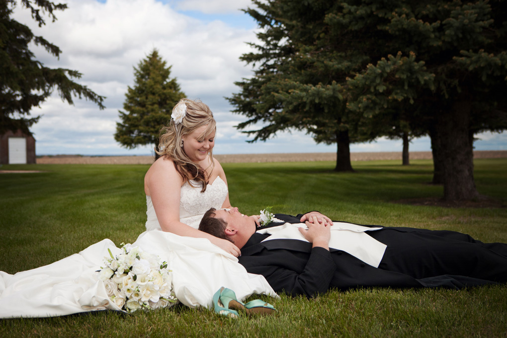 Carmen's Photography: Jennifer and Travis's Selby South Dakota wedding