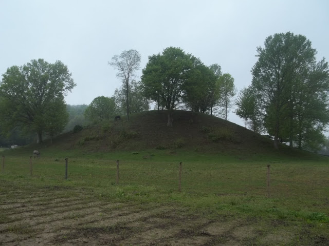 Heroes, Heroines, and History: Mound Builders of Indiana
