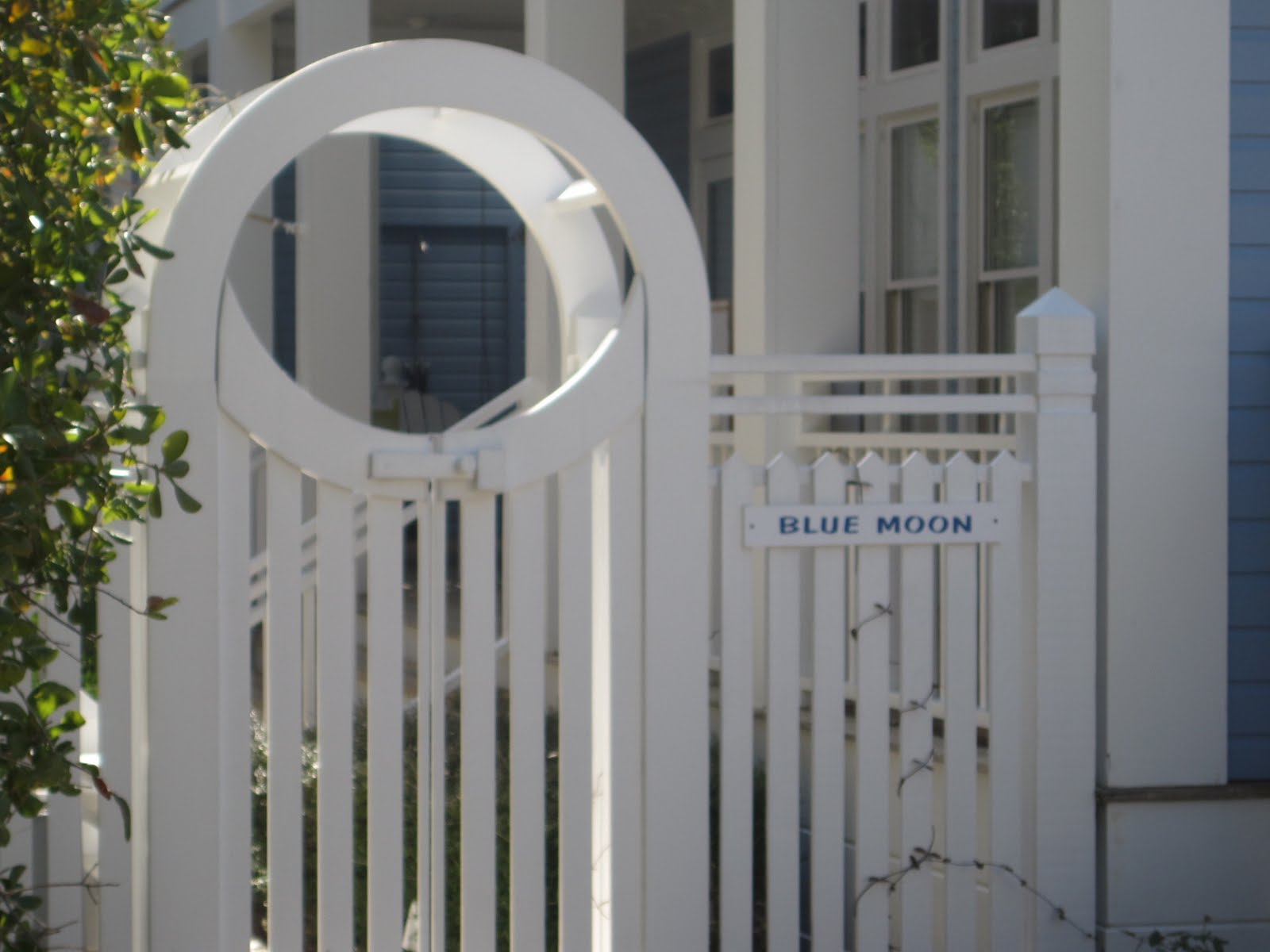 Pretty Old Houses: Garden Gates of Seaside