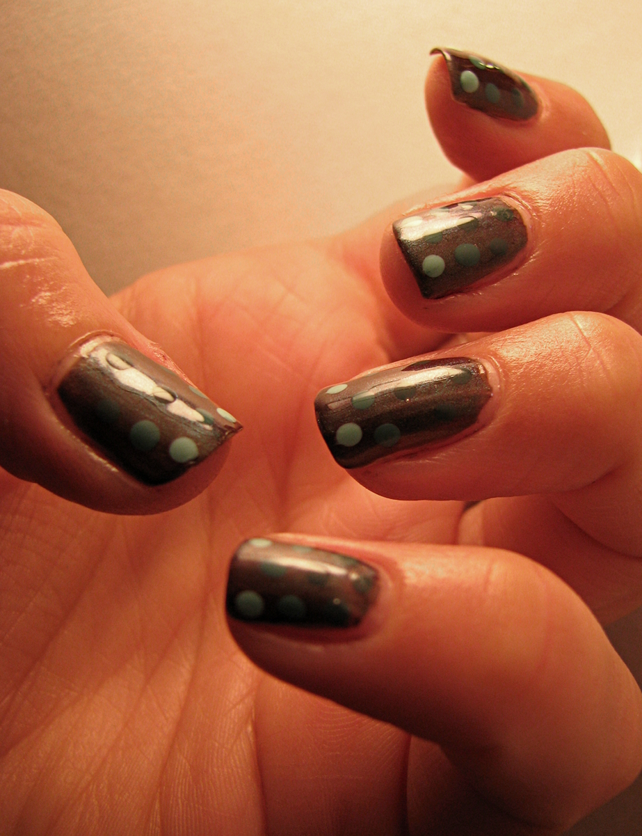 Over The Top Coat: 11 of 31: Polka Dot Nails