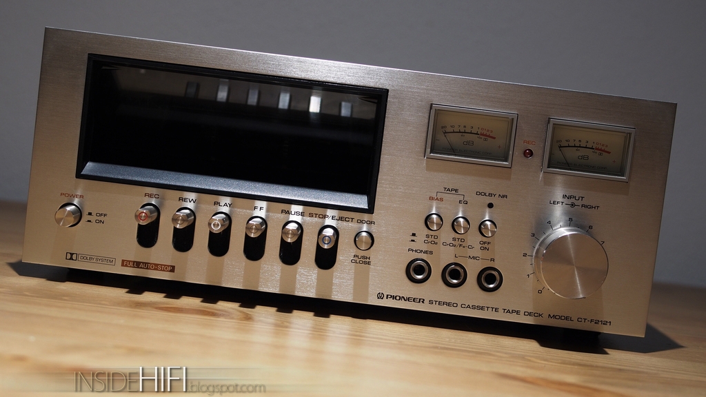 Inside Hi-Fi: Pioneer CT-F2121