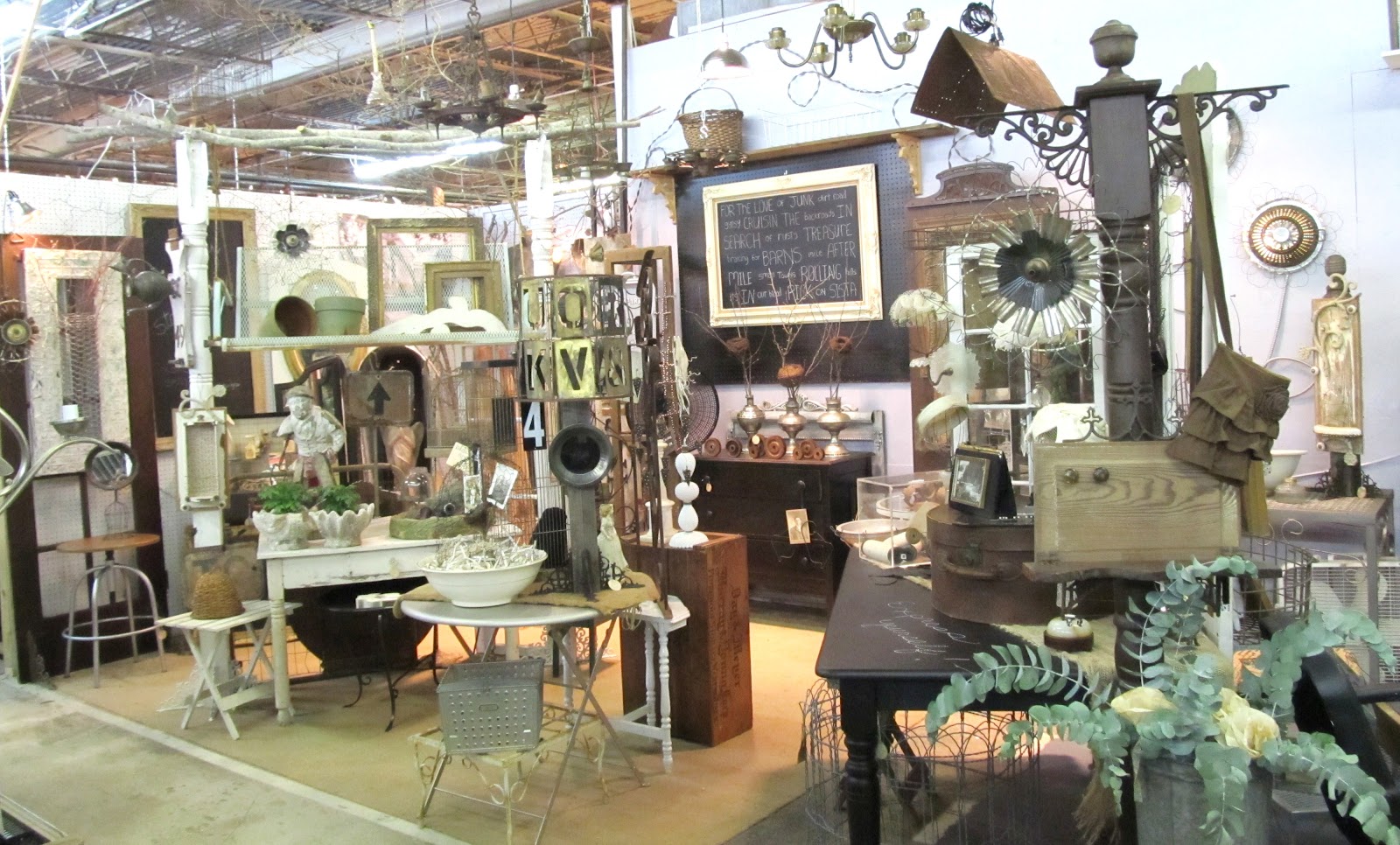 Sassytrash: Booth Evolution