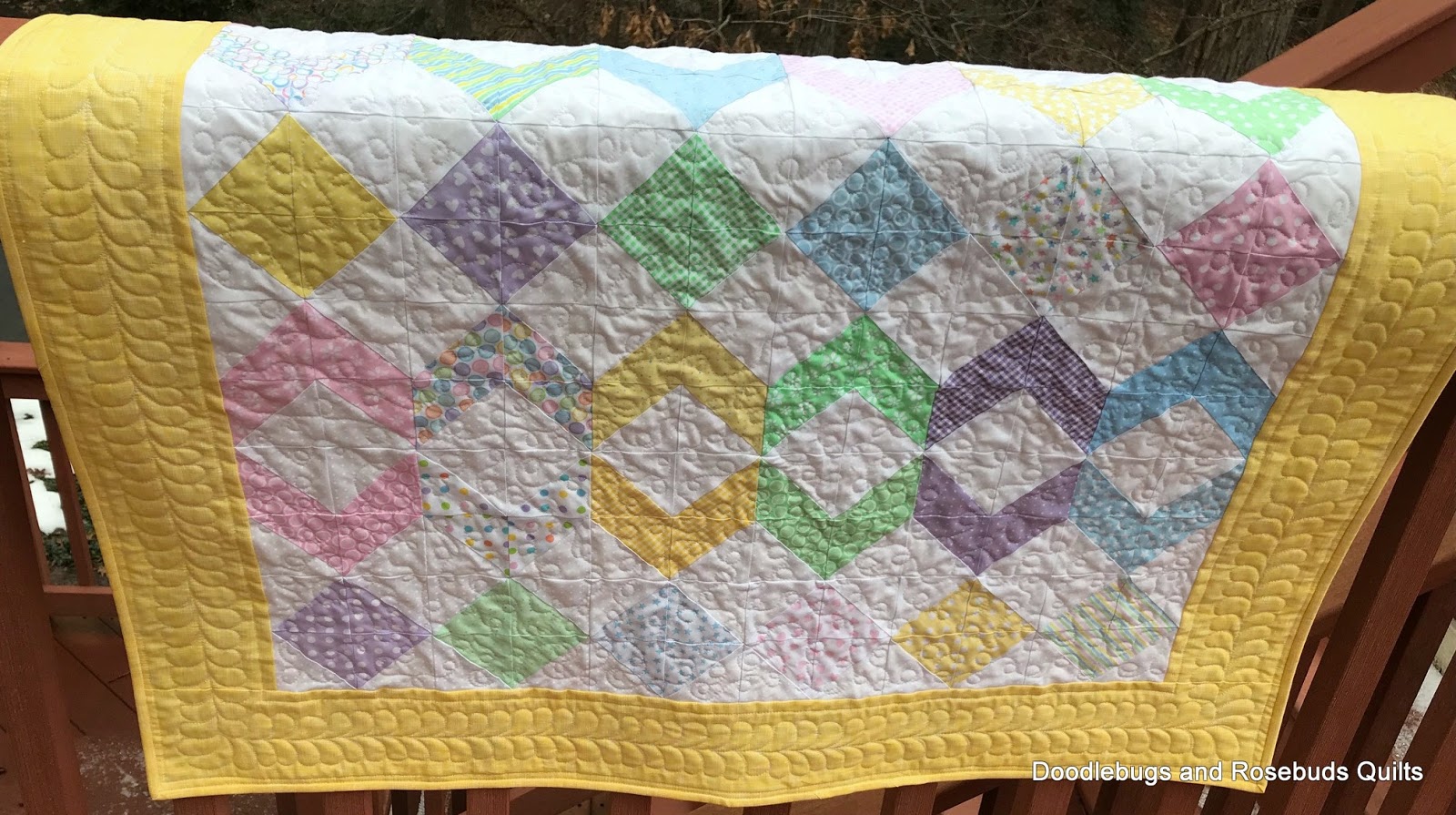 Doodlebugs and Rosebuds Quilts: Pastel Baby Quilt Finish