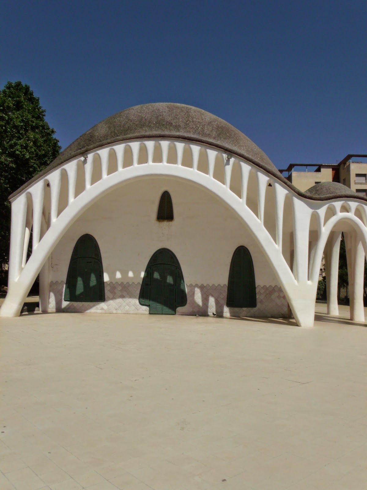 Paseos Art Nouveau: Masia Freixa - Parc de Sant Jordi - Plaça Josep ...