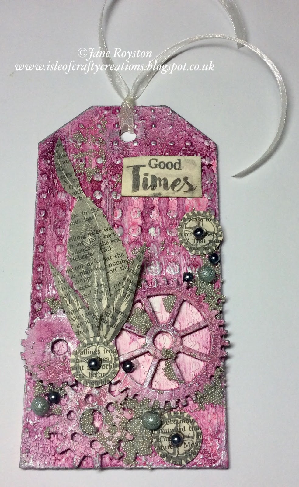 Buzzy Goings on at Bee Crafty Bidford: Jane DT - Cogs and Feathers MDF Tag