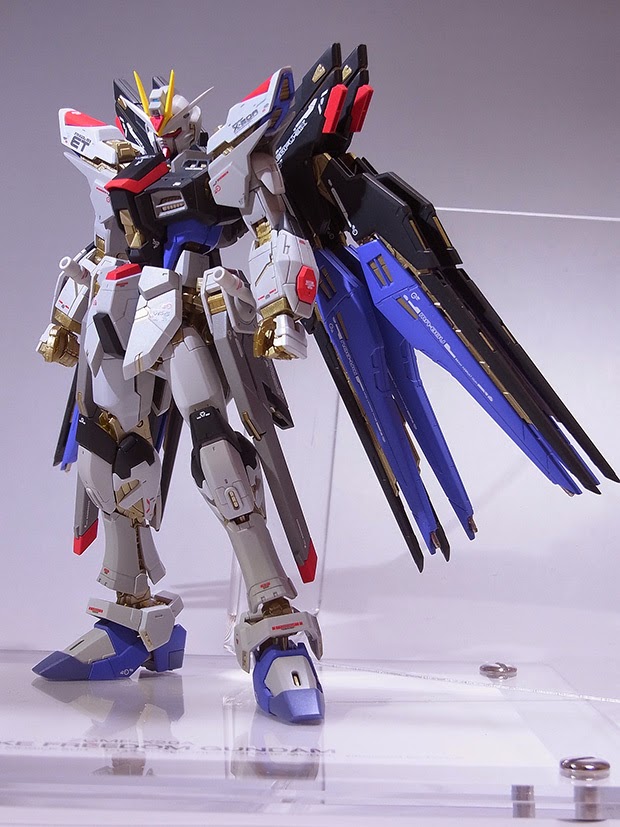 Custom Build: RG 1/144 Strike Freedom Gundam
