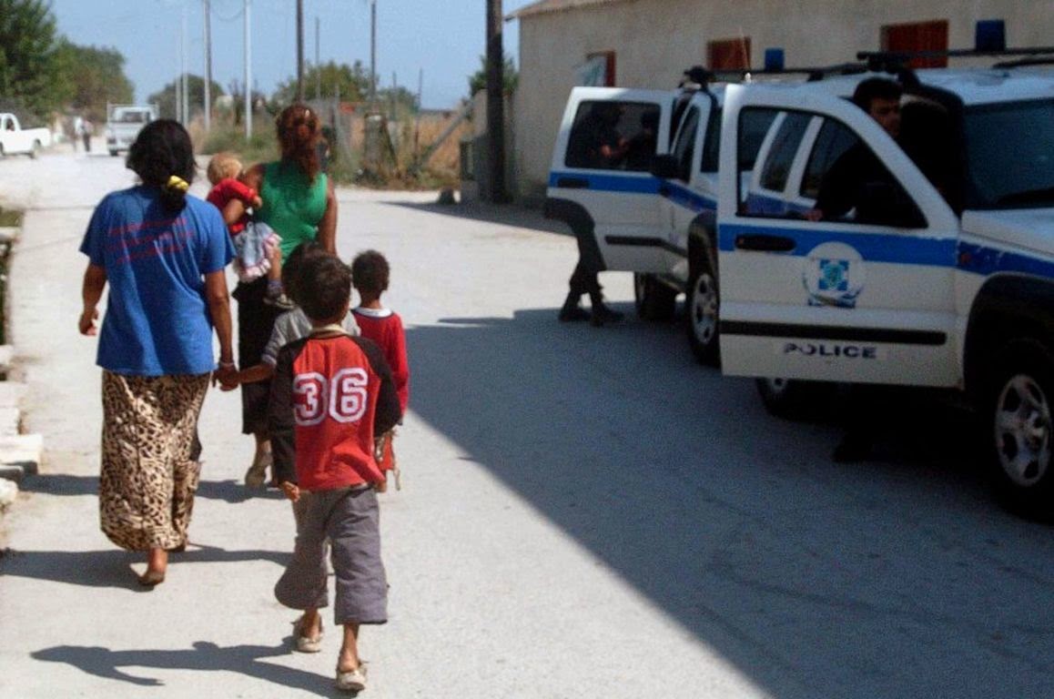 EIXE ANΤΕΡΑ Η ΓΥΝΑΙΚΑ... ΤΑ ΕΒΑΛΕ ΜΕ ΟΛΟ ΤΟΝ ΚΑΤΑΥΛΙΣΜΟ ΤΩΝ ΓΥΦΤΩΝ ΣΤΗΝ ...