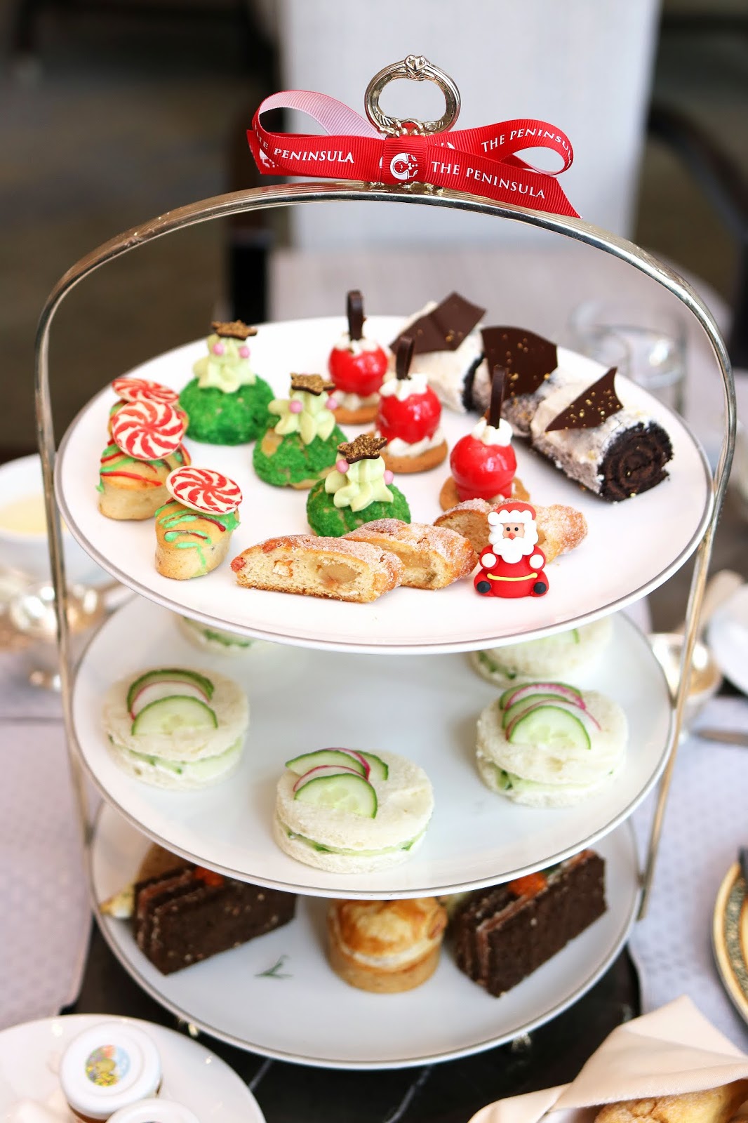 Chicago Eats: Holiday Afternoon Tea at The Peninsula | chicago foodie girl