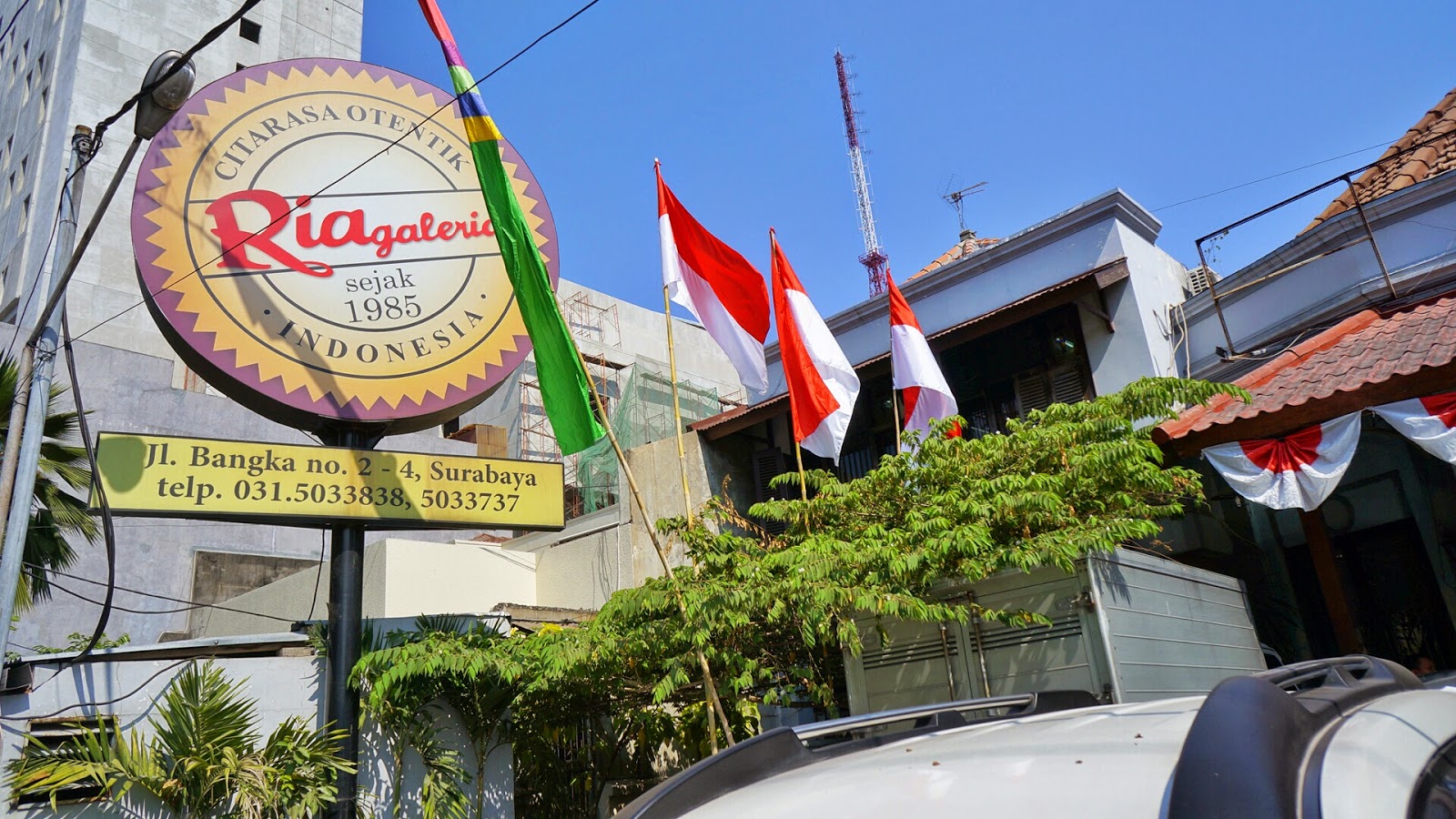 Ria Galeria Surabaya (Review) | Laura Angelia