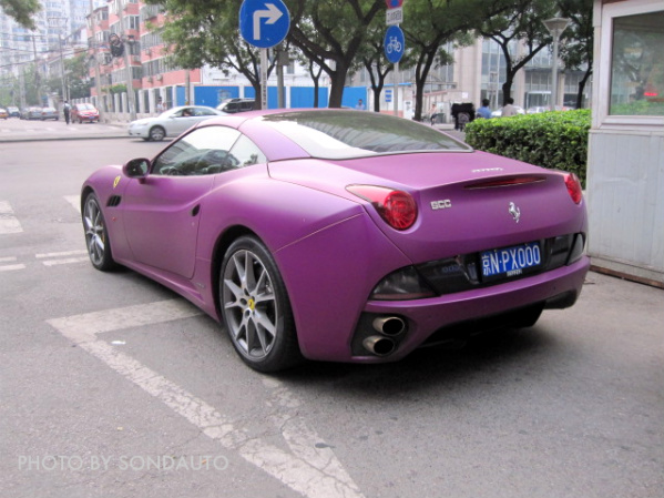 SondAuto's Blog: Ferrari California Violet làm nền cho chân dài tạo ...