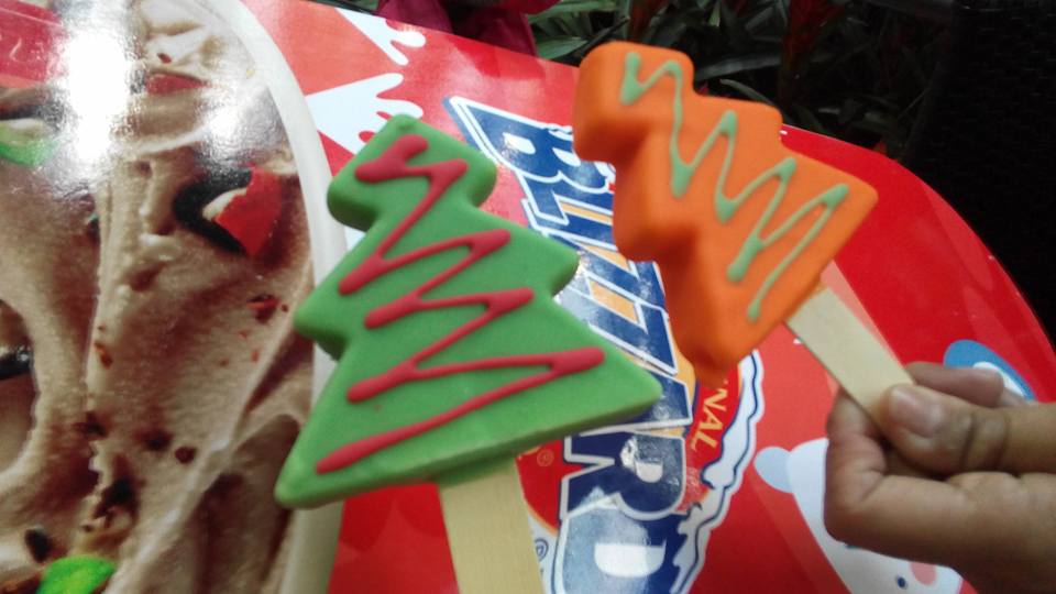 Sweeter Holidays with Dairy Queen x M&Ms