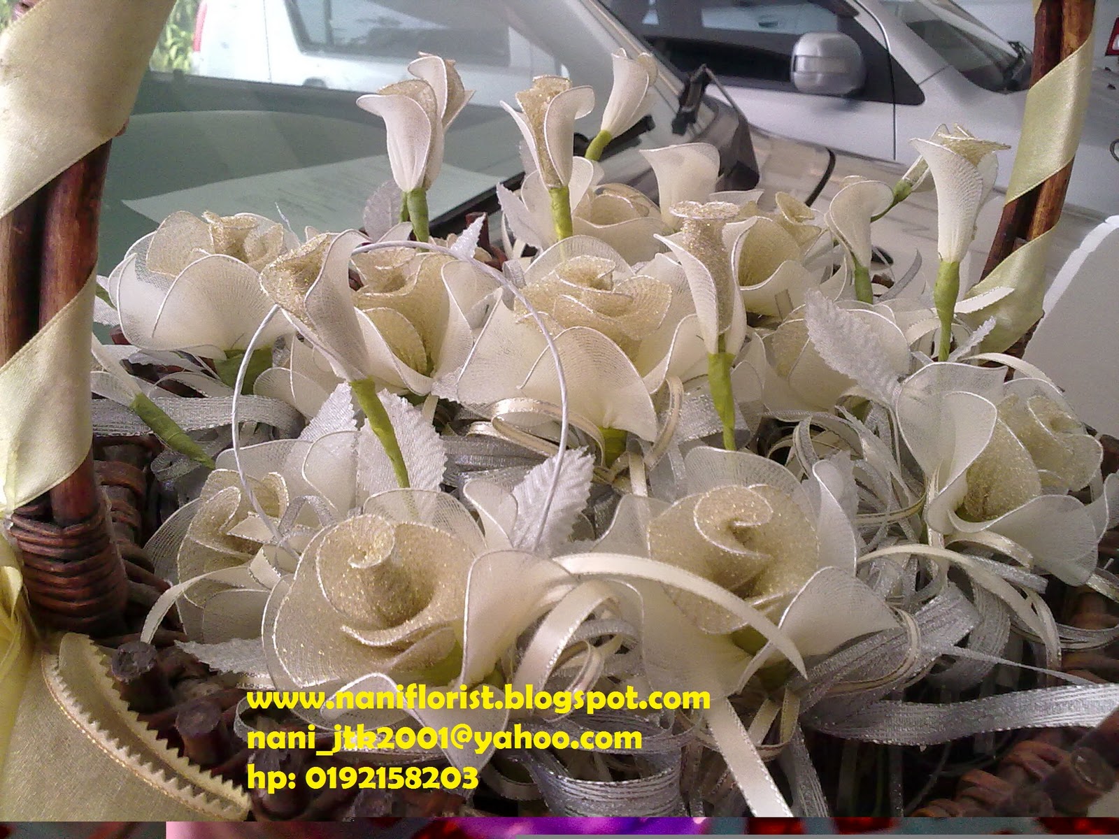 Nani Florist: BUNGA PAHAR GANTUNG VIP DAN BUNGA PAHAR PELAMIN