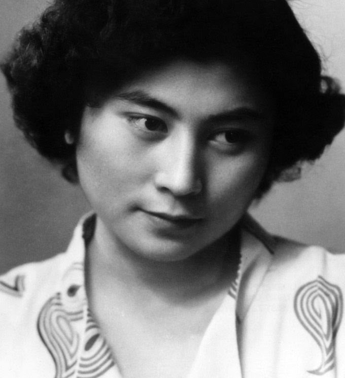Yoko Ono