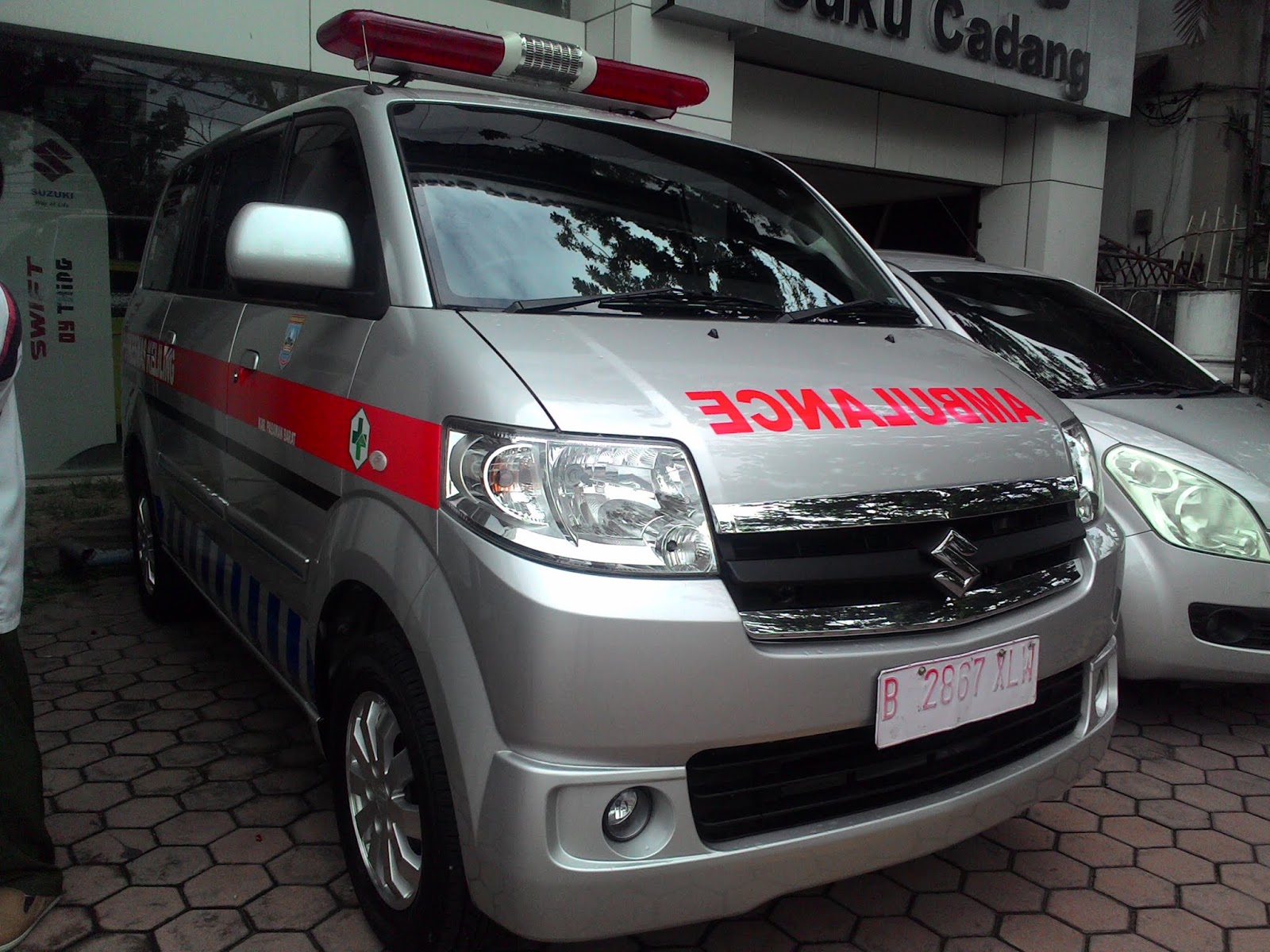 MOBIL SUZUKI PADANG: SUZUKI APV AMBULANCE PADANG