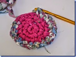The Sunroom UK: Circular Crochet Rag Rug Tutorial