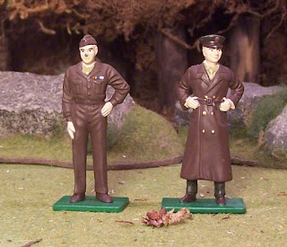 WWII Plastic Toy Soldiers: Blue Box - Toy Soldiers