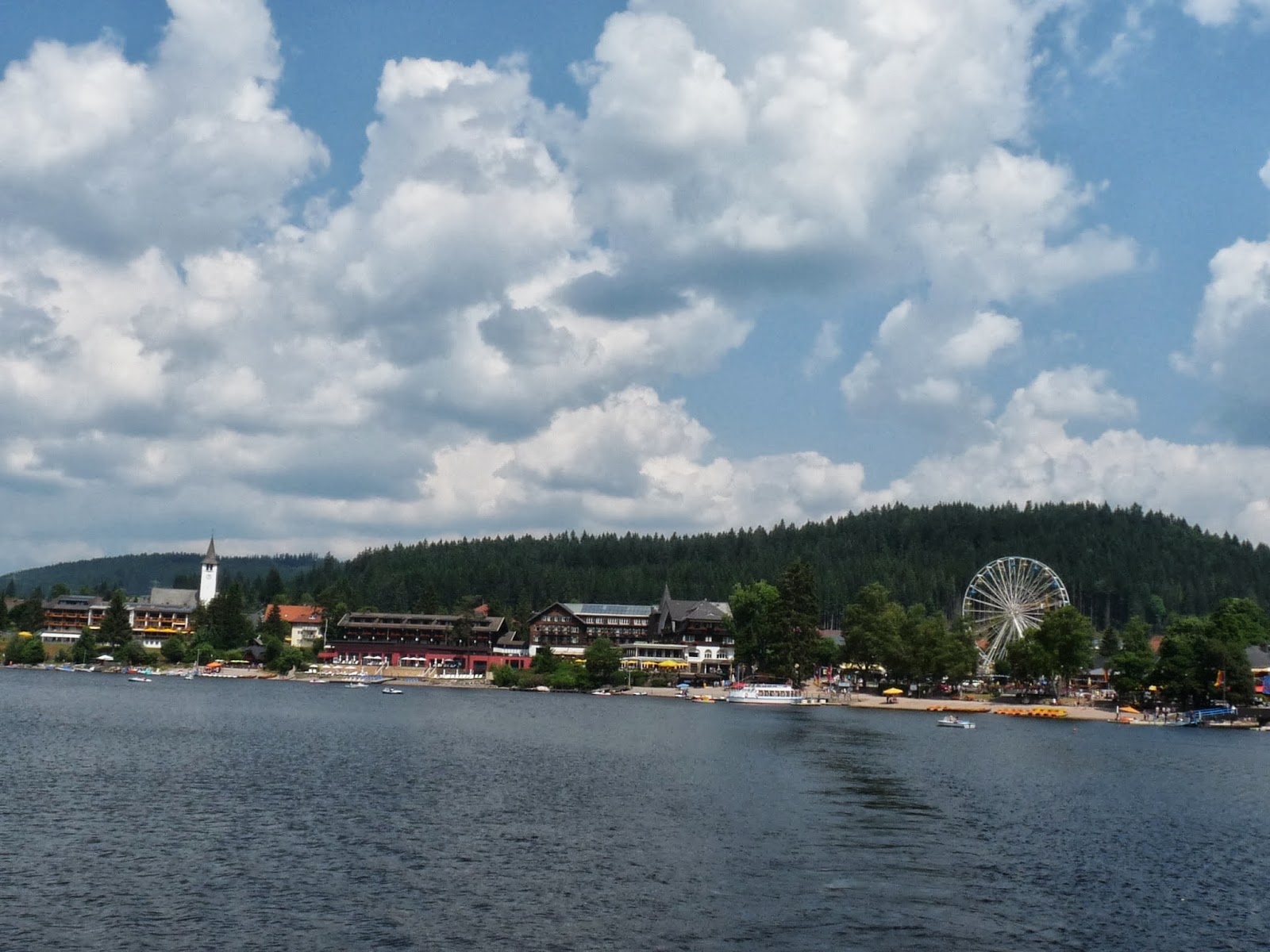 Descubriendo en familia: Día 5. Lago Titisee, uno de los lugares más ...