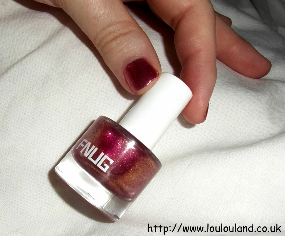 LouLouLand: Festive Nails From FNUG - A Review For My Pure*