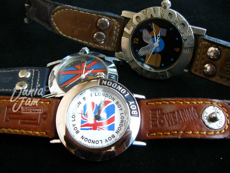 DUNIA JAM: Boy London - kembar tak seiras