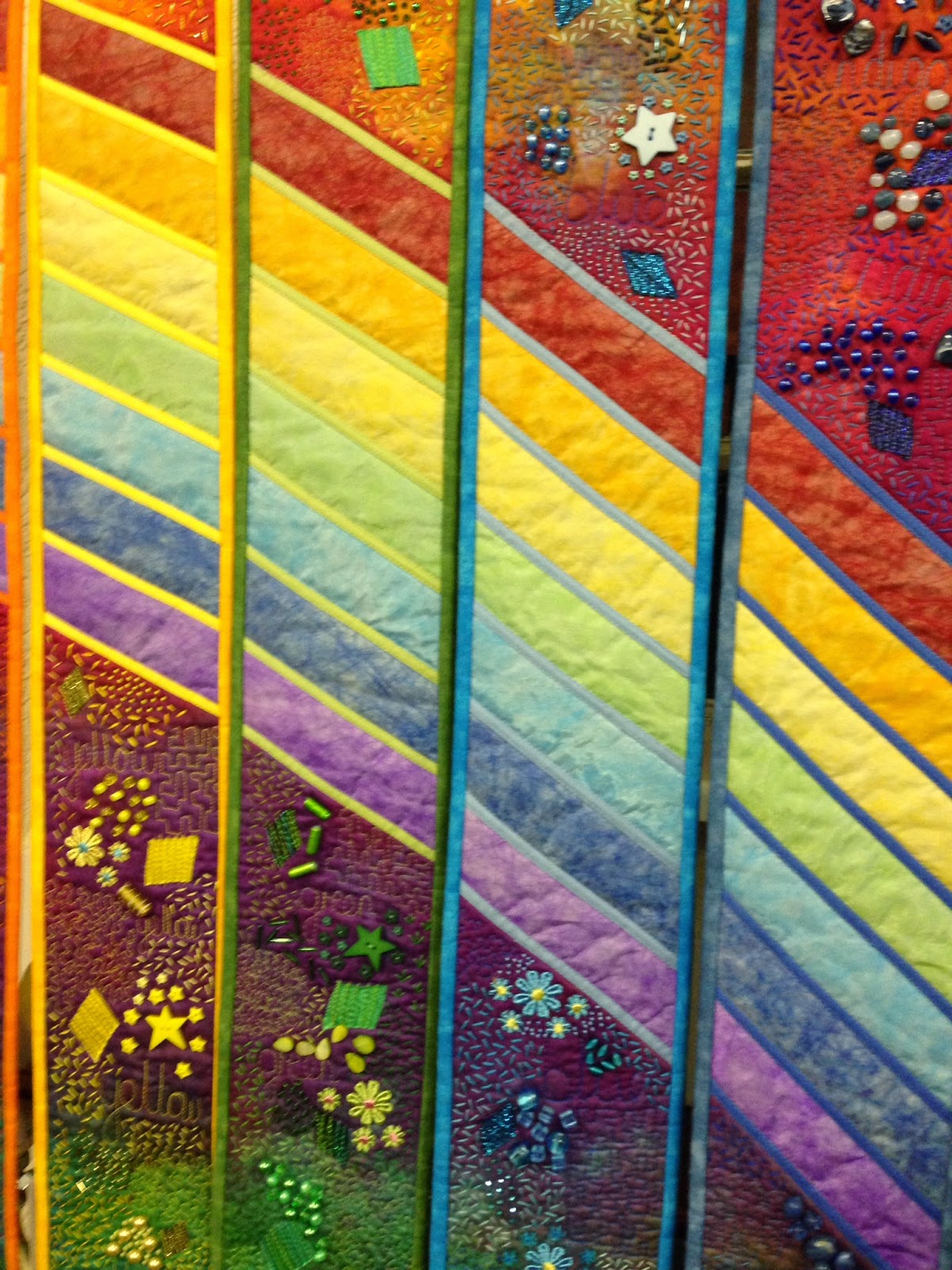 Wombourne Quilters: Eleanor Marsden Rainbow Quilt Evening