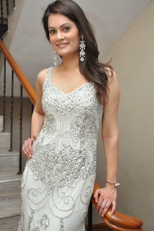 Angela Kumar Latest Hot Stills