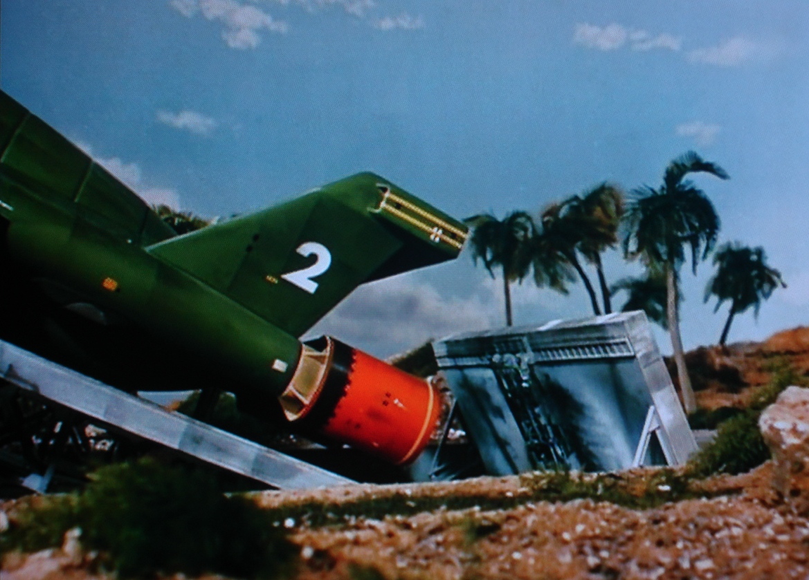 MUSINGS OF A SCI-FI FANATIC: Thunderbird 2