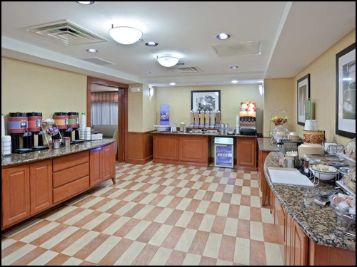 A Girls' Getaway - Hampton Inn: Amenities