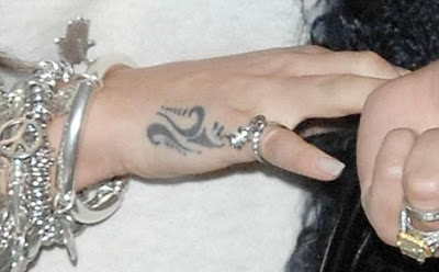 World Fashion Center: Cool tattoos on the body of Cheryl Cole