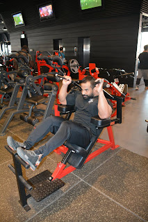 world bodybuilders pictures: kuwaiti bodybuilder abdullah training in ...