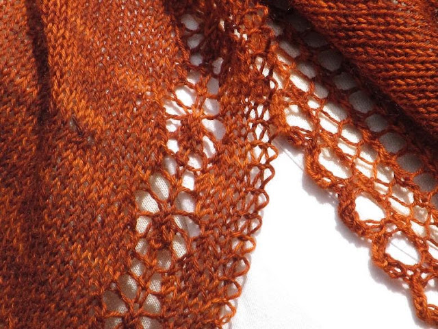 A passion for knitted Lace: Sister "Lotus" Shawls