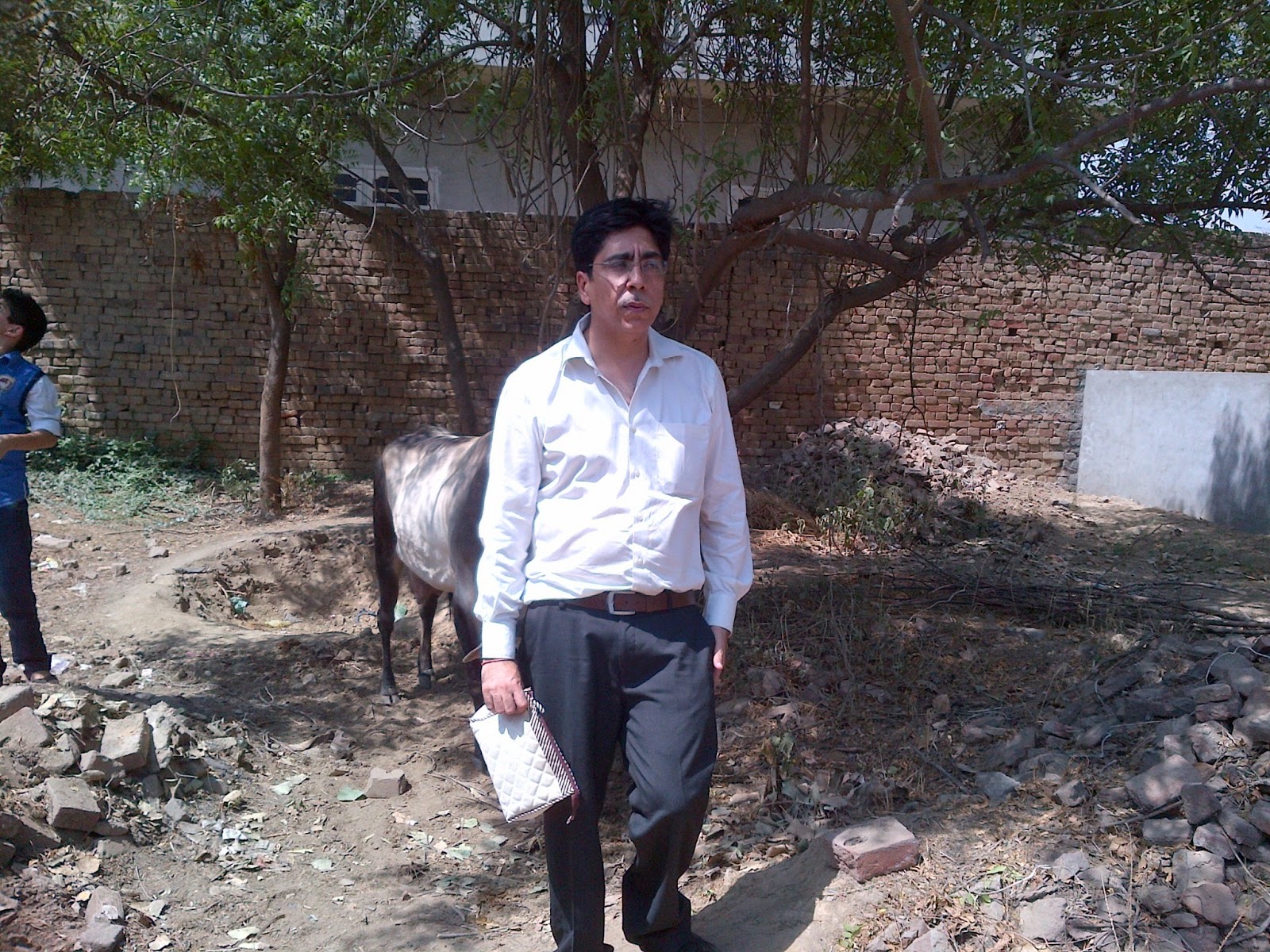 vikram's blog: Dugri beckons.........the birthplace of Guruji