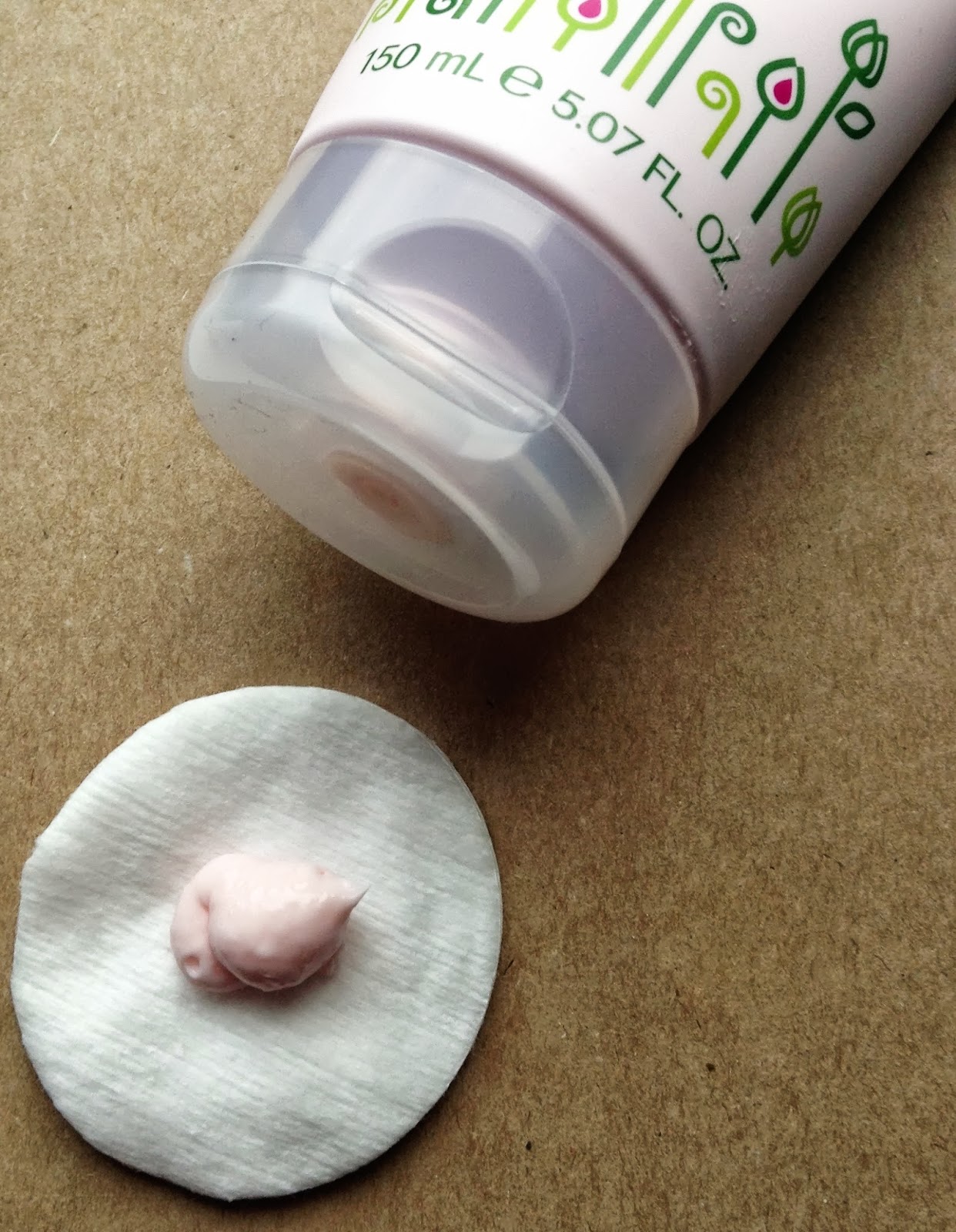 The Powdered Nose: Amie Morning Clear Purifying Facial Wash