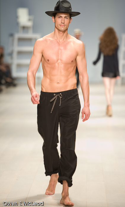 Fashion Studio Magazine: SHAN FALL/WINTER 2011