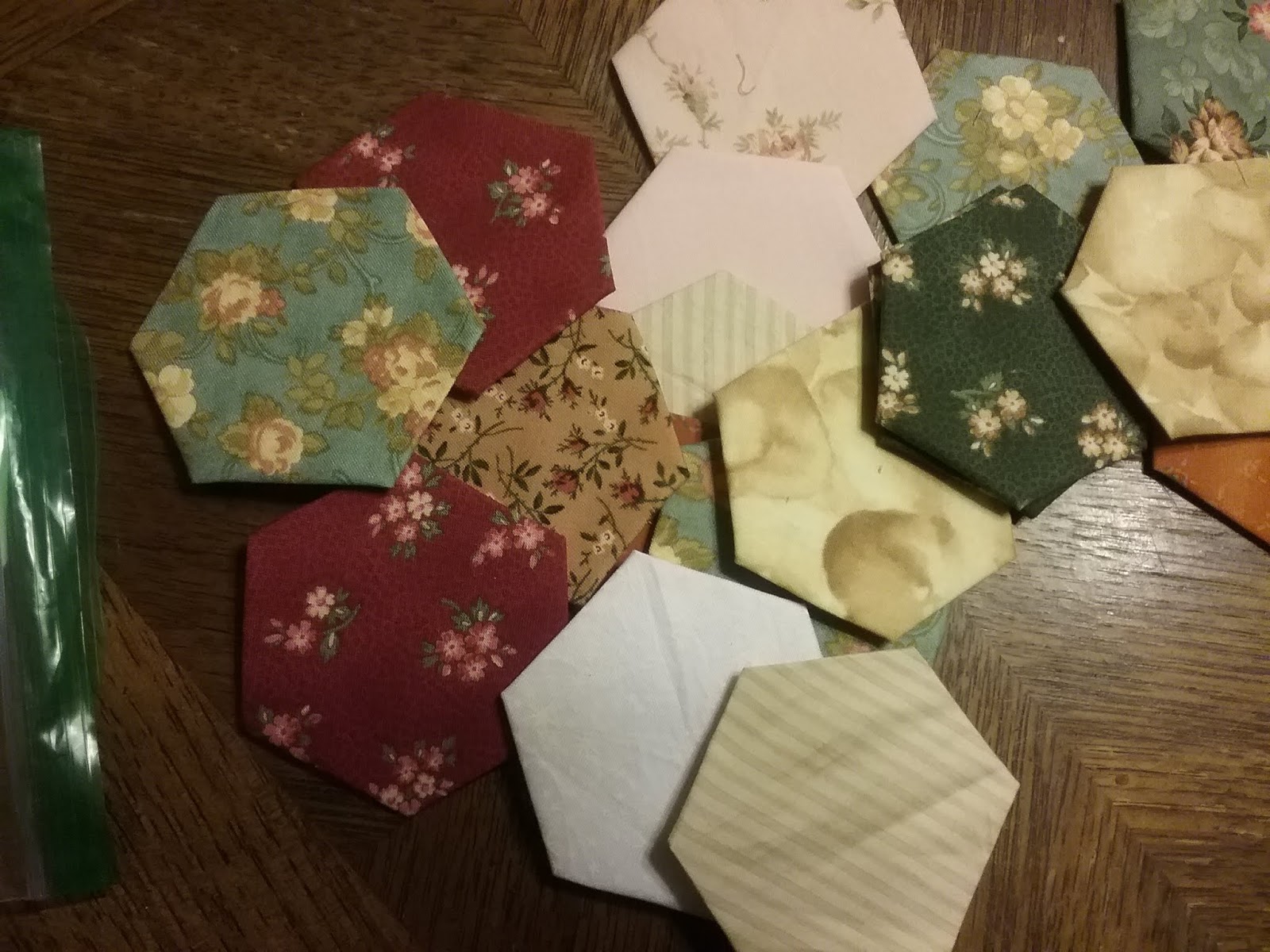 Kathy's Kwilts and More: Learn how to English Paper Piece - review and ...