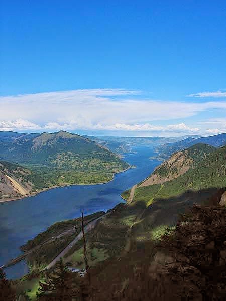 Columbia River Gorge, Cascade Locks, Oregon ~ Photos Hub