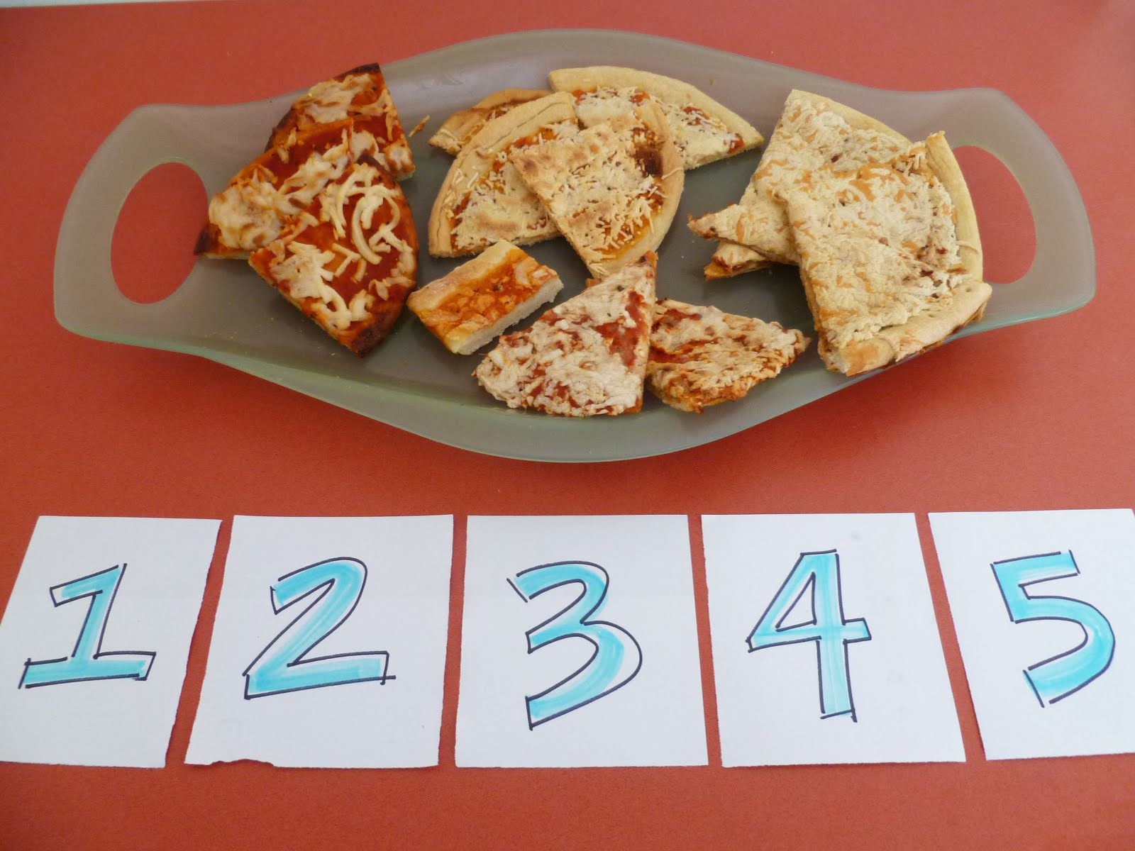 Café VegNews: Vegan Pizza Taste Test