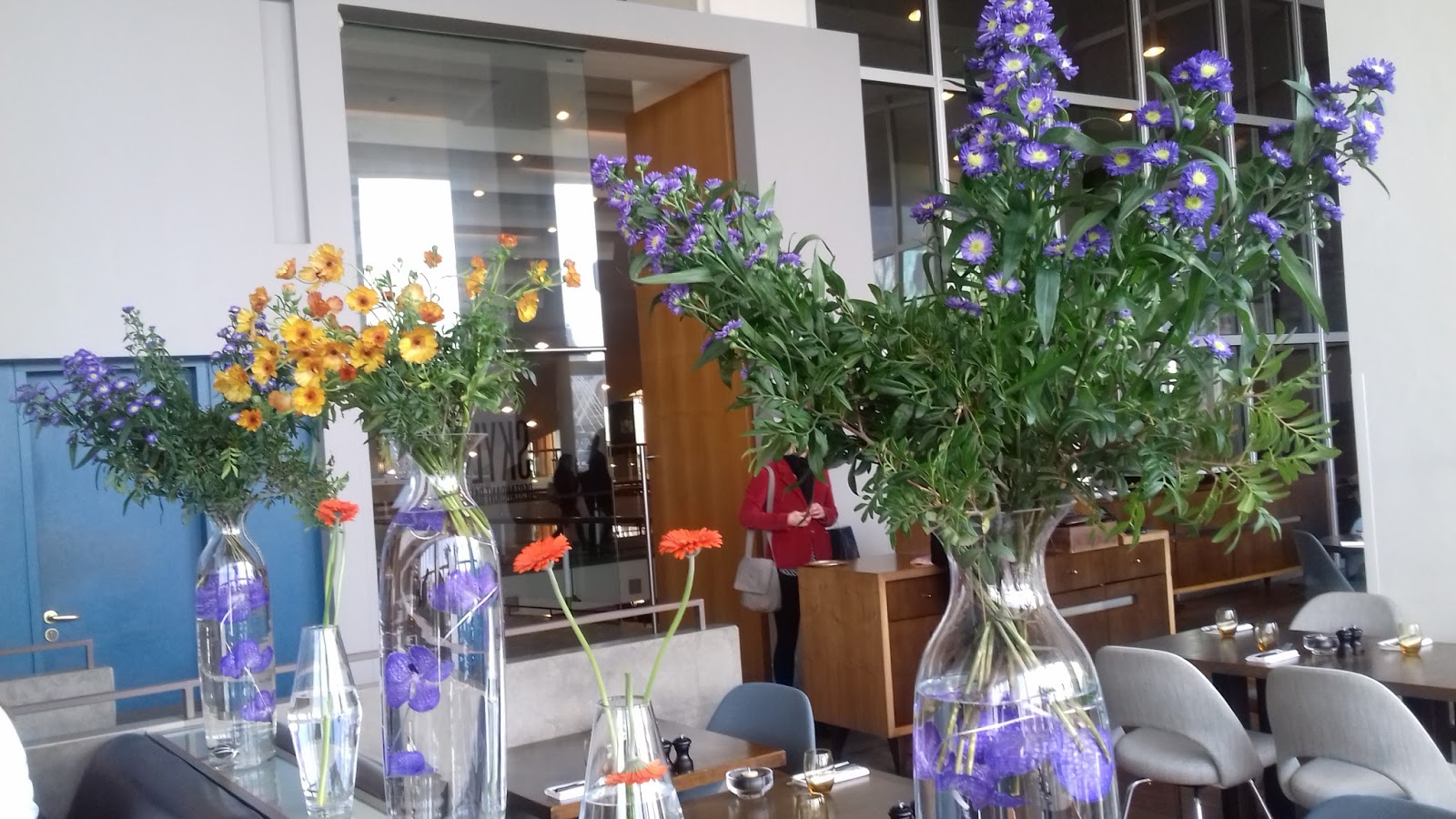 Scribbling Lau: Blast off at Skylon's Gravi-tea space themed afternoon tea