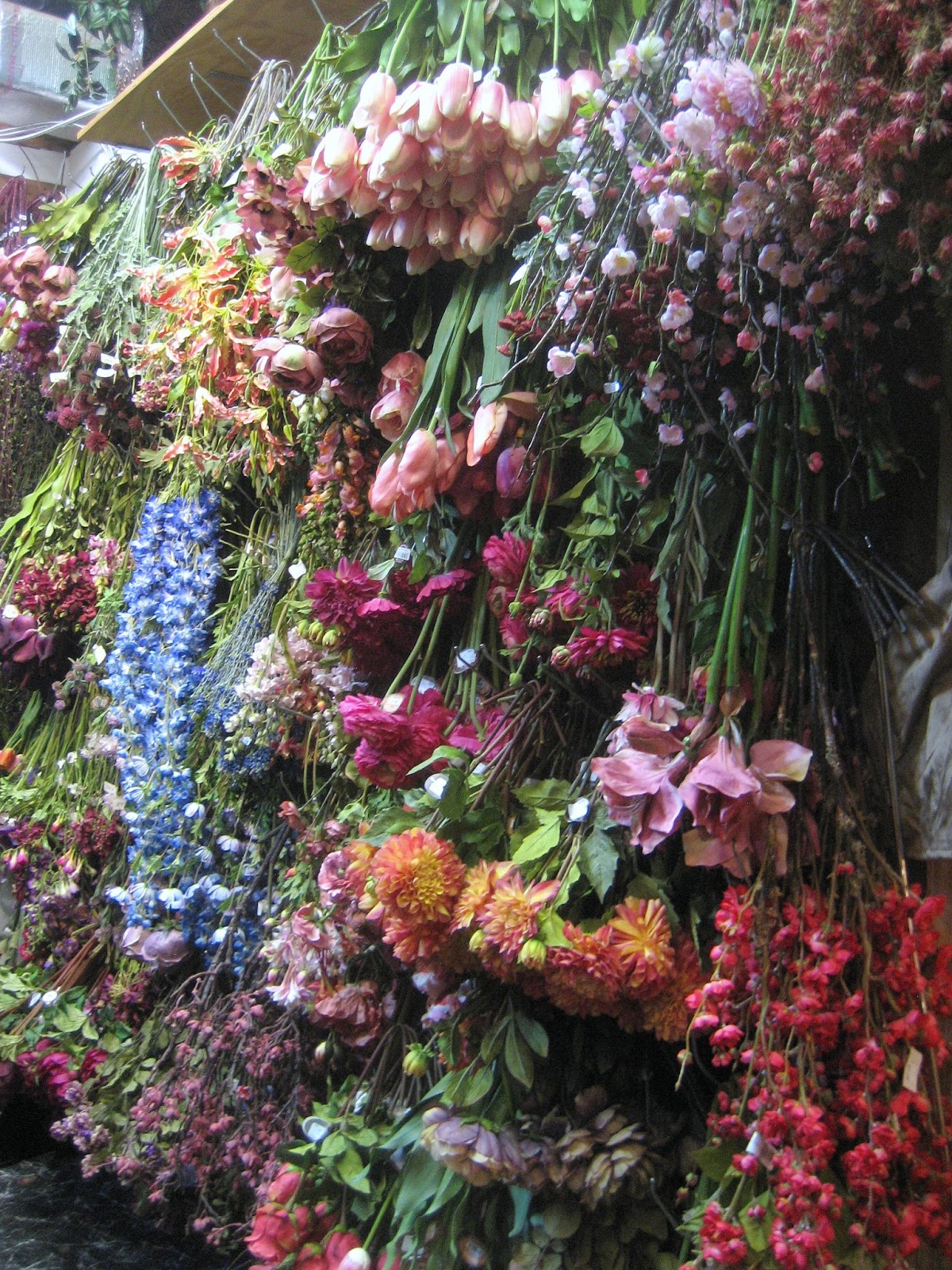 52 FLEA: A Visit to Robyn Story Designs and Boutique