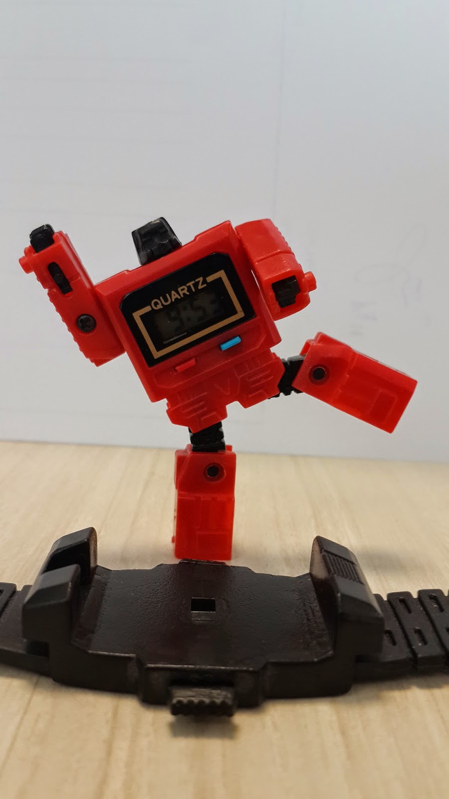 baranghobi: Jam Tangan Robot Tahun 1980an