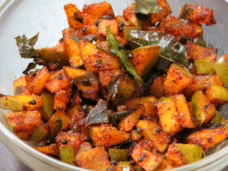 mittu cooking love: Instant Mango Pickle (Aam Ka Achaar) | Easy ...