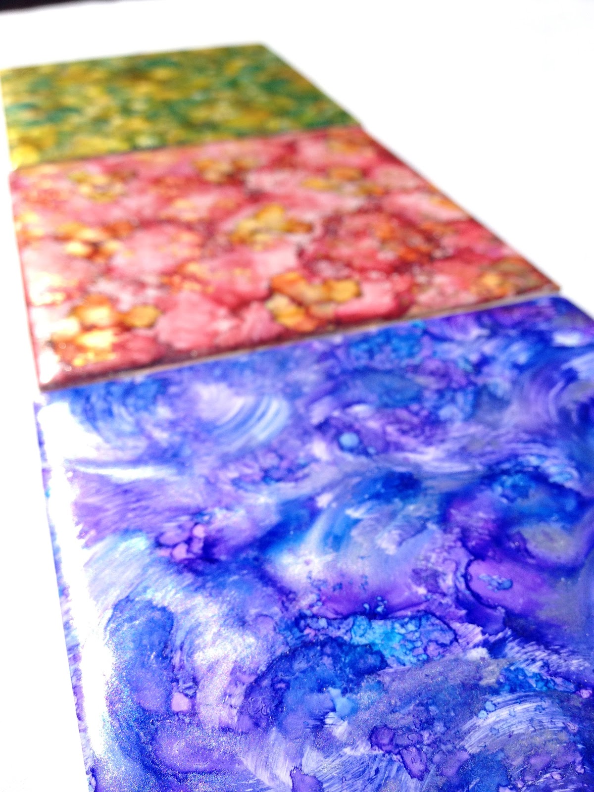 Tiny Blue Designs: ALCOHOL ink!