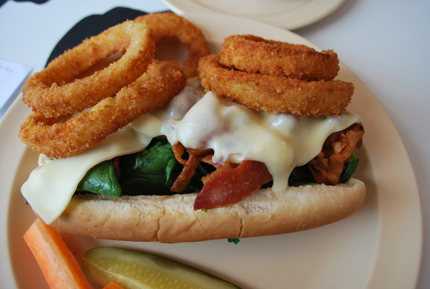 burbank bites: Papoo's Hot Dog Show