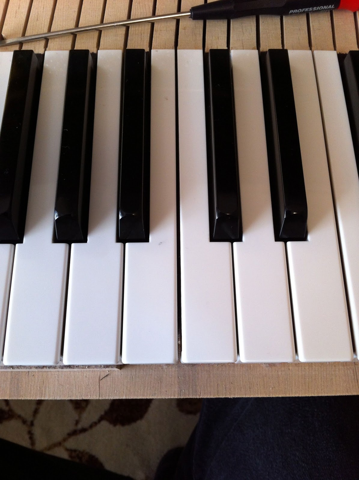 thePianoMechanic: Key Spacing