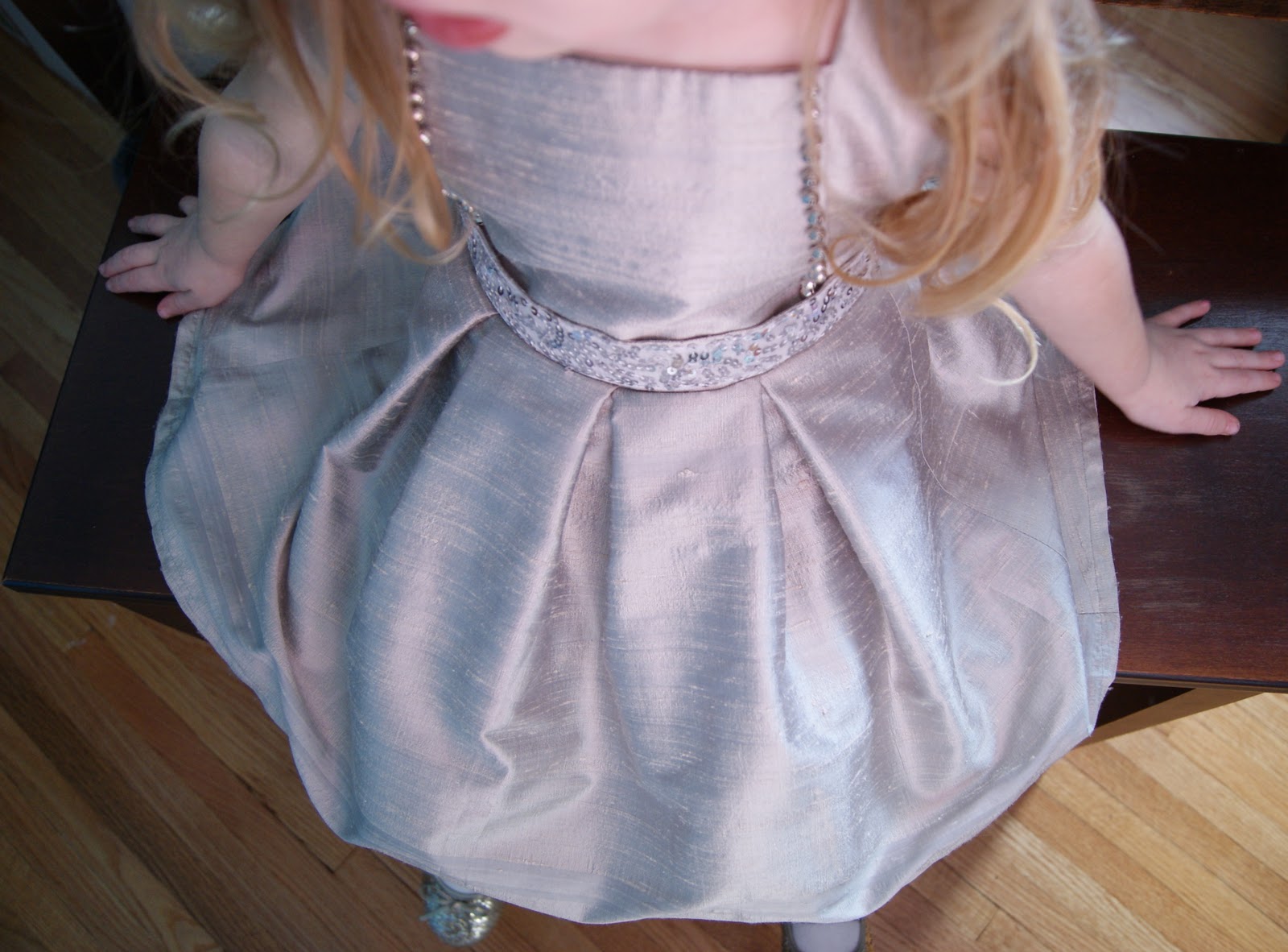 nest full of eggs: Junebug Dress Pattern Remix