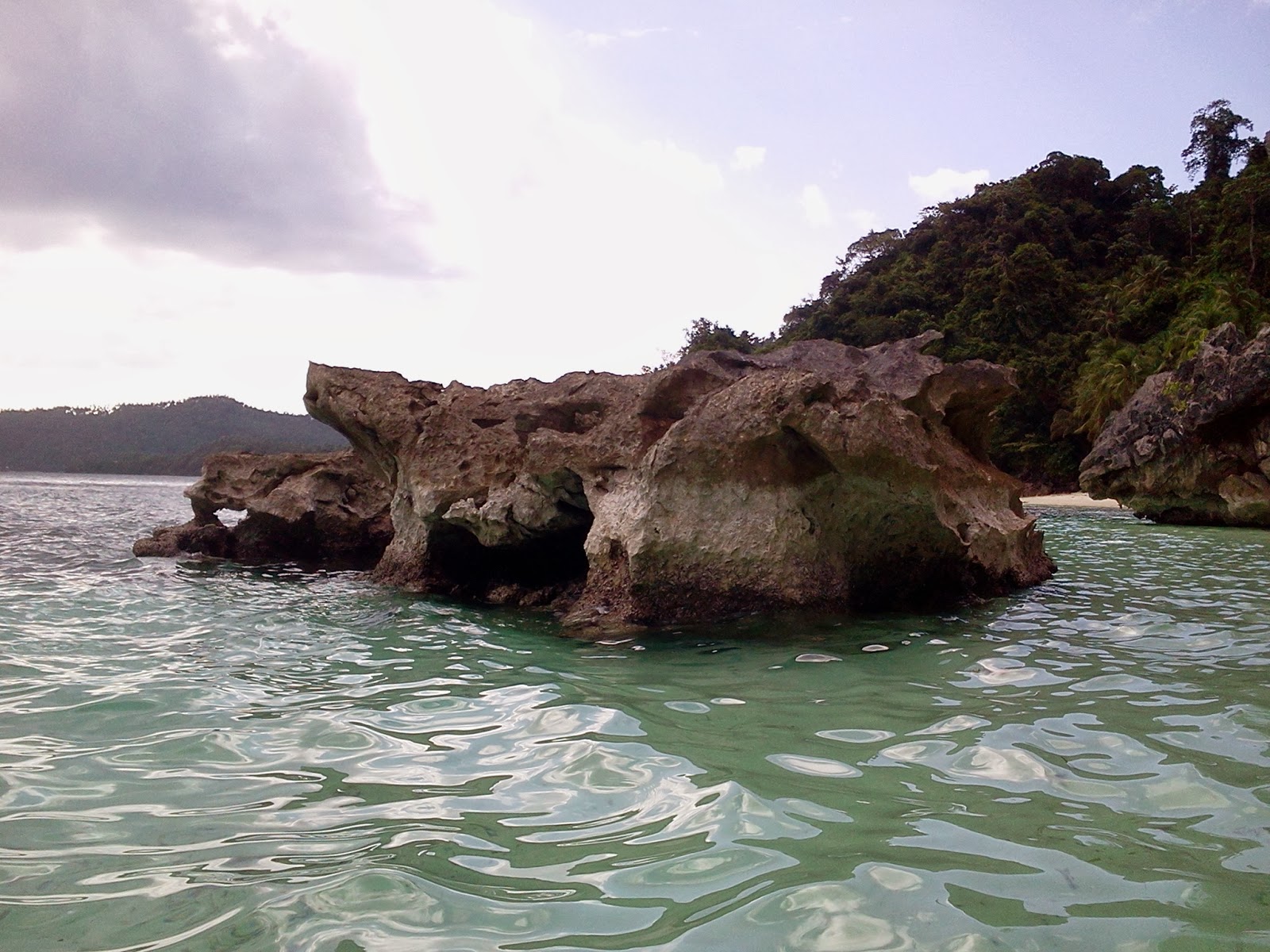 Traveler's Route to Philippine Islands