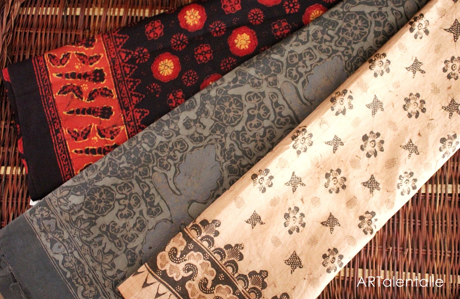 Padangsche Bovenlanden: Kerajinan Batik Khas Jambi