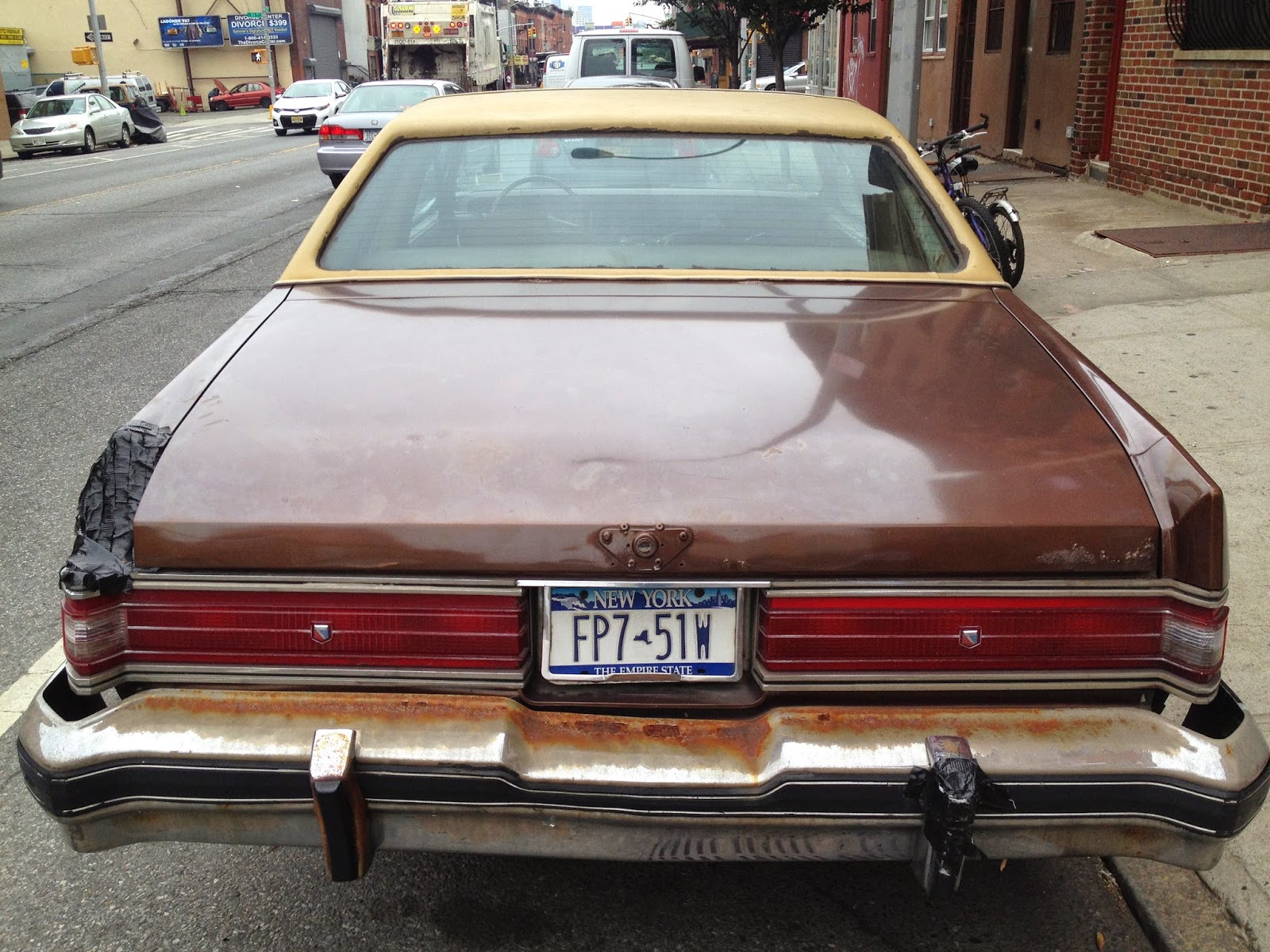 NYC Hoopties - Whips Rides Buckets Junkers and Clunkers: The Very ...