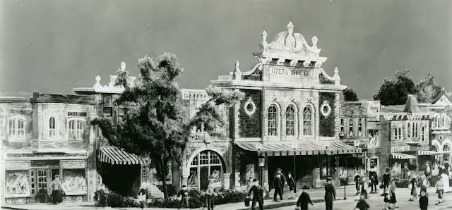 Disney Avenue: The Story of Walt Disney’s Final Official Visit to ...