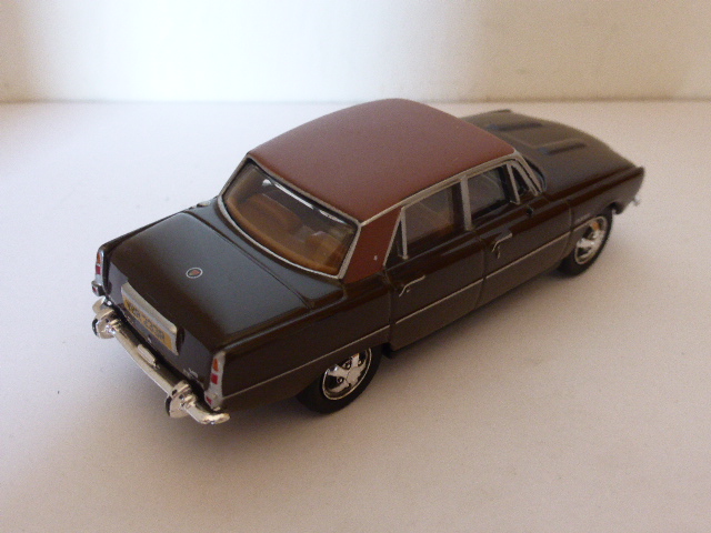 Sapore di antico? Corgi e la Rover P6 3500 VIP "marrone Brasilia ...