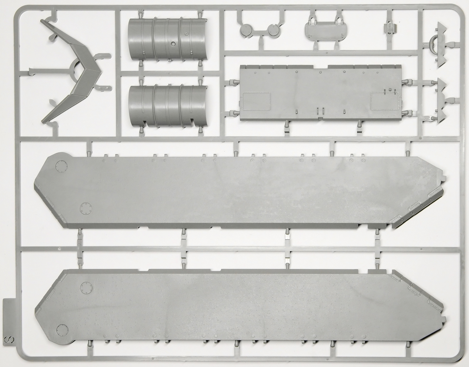 The Modelling News: In boxed: WWII German Super Heavy Tank Maus V2 from ...